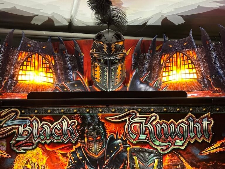 Flippers Stern Belgique - Neuf et occasion | High Volltage Pinball
